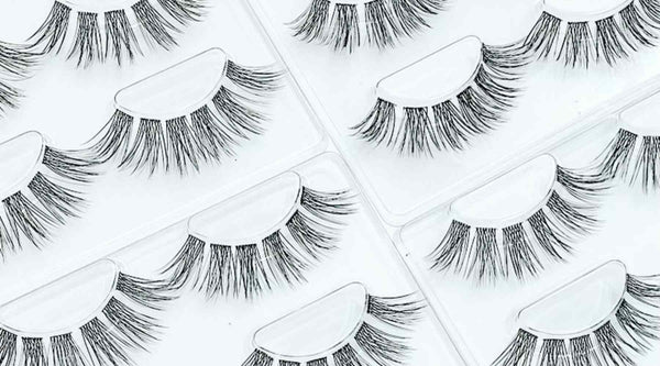 How To Apply False Eyelashes at Home - Method Lash